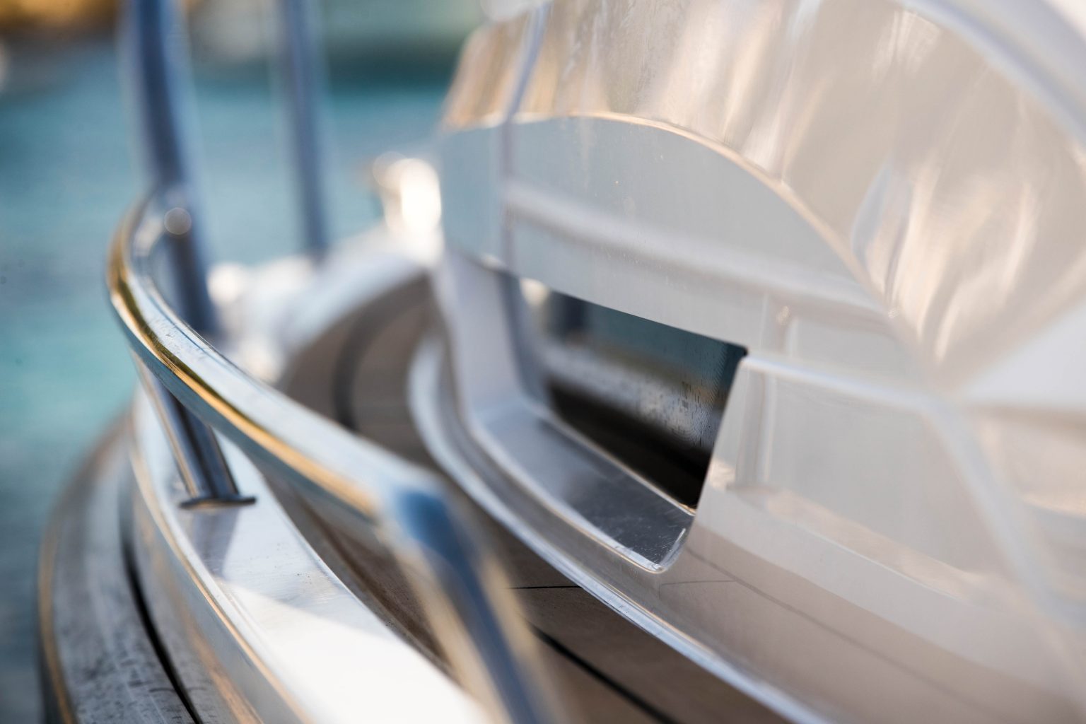 Nimbus Boats | Weekender 9 | Versatile and Stylish Day Cruiser