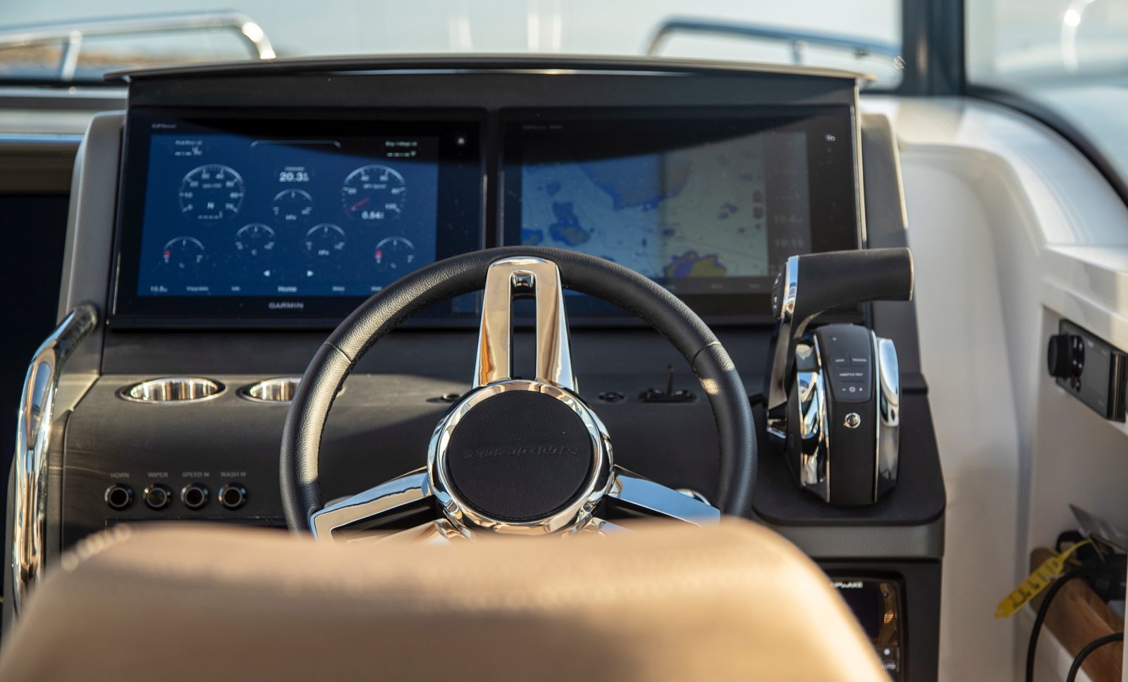 Nimbus Boats | Commuter 9 | Ultimate High-Performance Commuter Boat