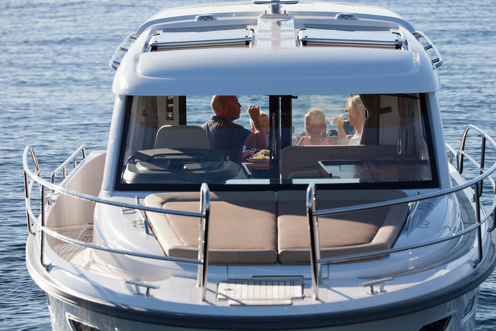 Nimbus Boats | 305 Coupé | A Cruiser for Your Lifestyle and Family