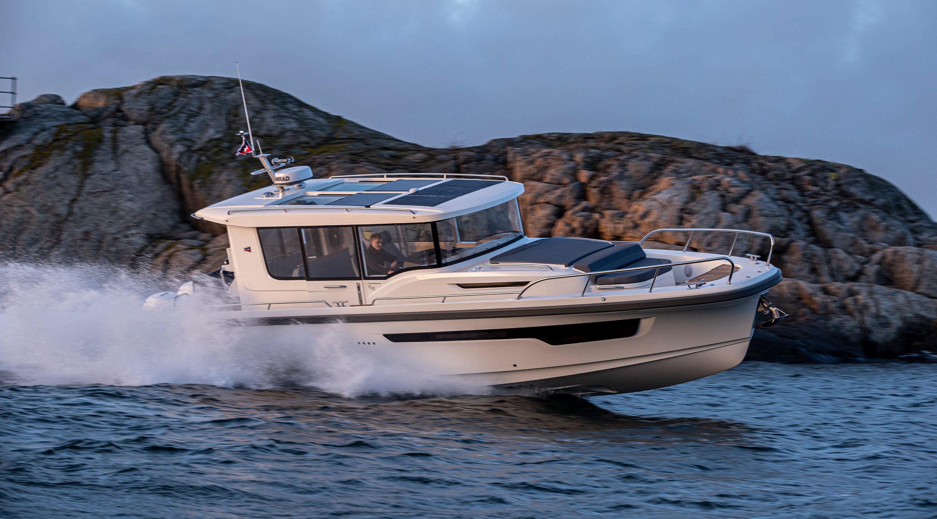 Nimbus Boats | Commuter 11 | Stylish, All-Weather Boating