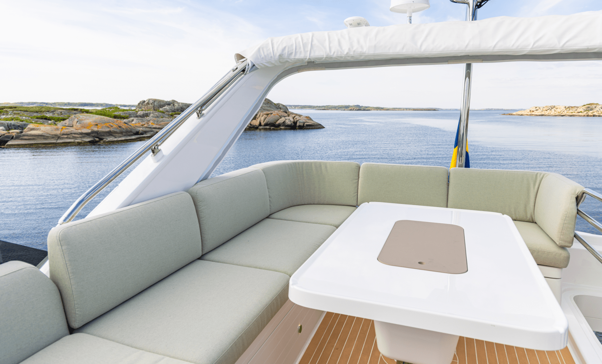 Nimbus 495 Flybridge | The Ultimate Premium Yacht | Nimbus Boats