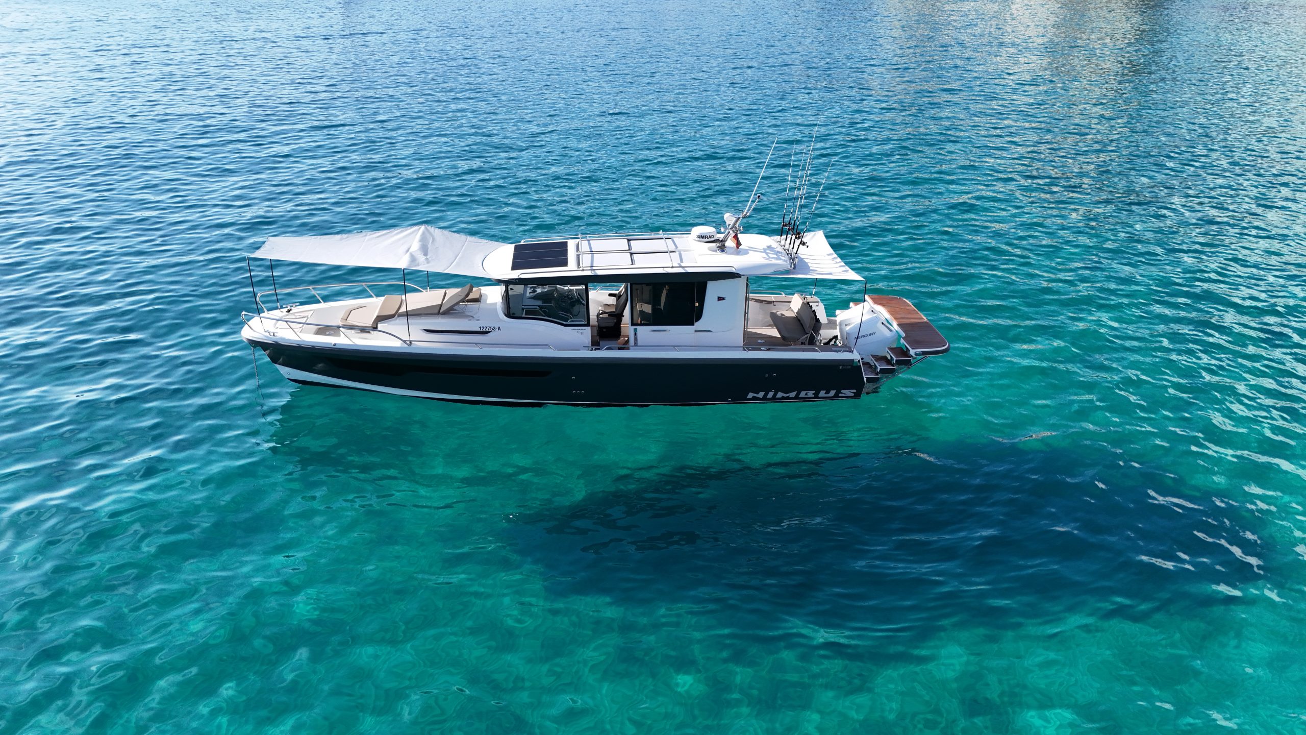 Nimbus Boats | Commuter 11 | Stylish, All-Weather Boating